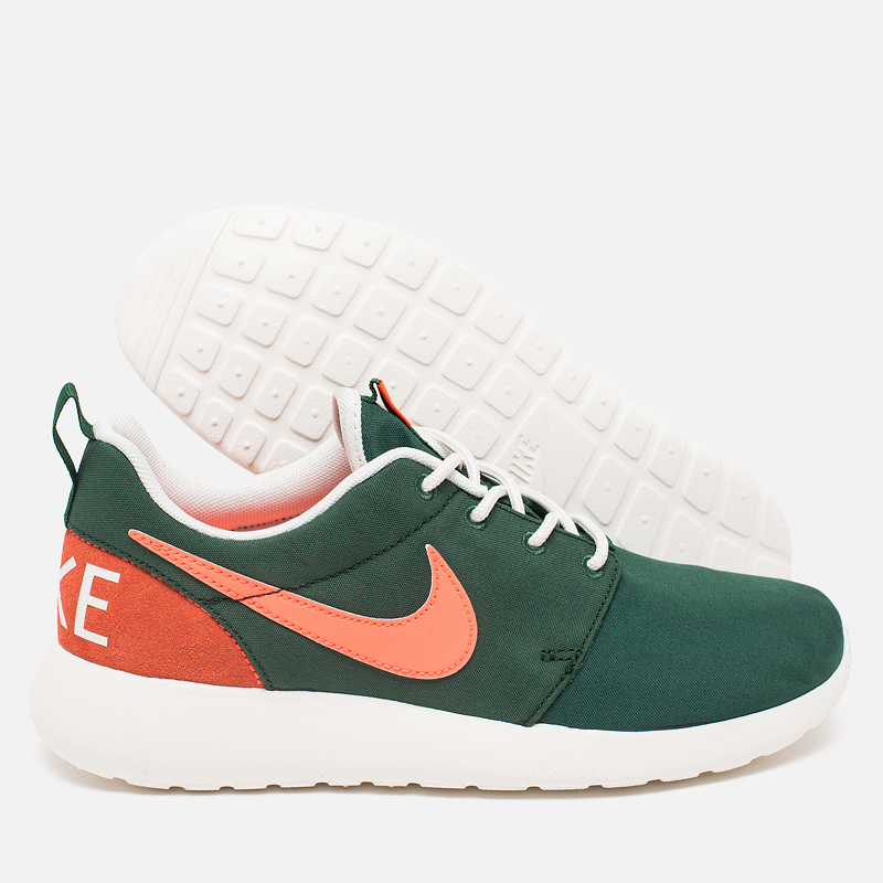 Женские кроссовки Nike Roshe One Retro, 820200-381